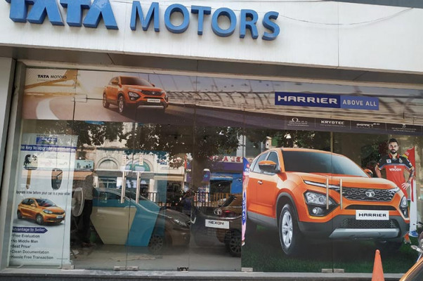 Tata Showroom and Workshop Images | Arya Tata