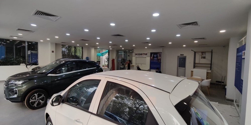 Tata Showroom and Workshop Images | Arya Tata