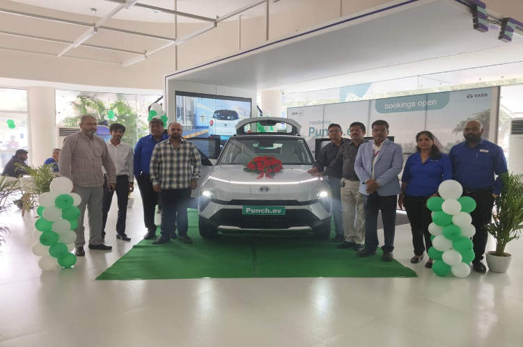 Tata Showroom and Workshop Images | Jaika Motors.